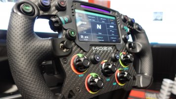 UPDATE: MOZA Direct Drive Wheel Bundle & FSR Formula Wheel Announced ...